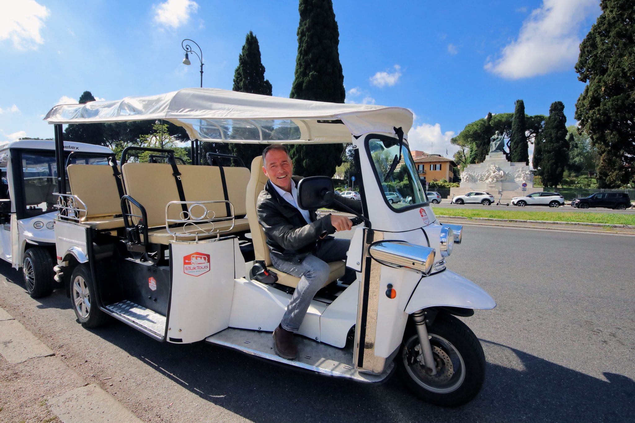 Things to Do in Rome in October 2024 – ETuk & Golf Cart Tours Rome
